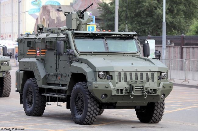 WarWheels.Net- KAMAZ-53949 Typhoon-K Mine Protected Armored Vehicle Index
